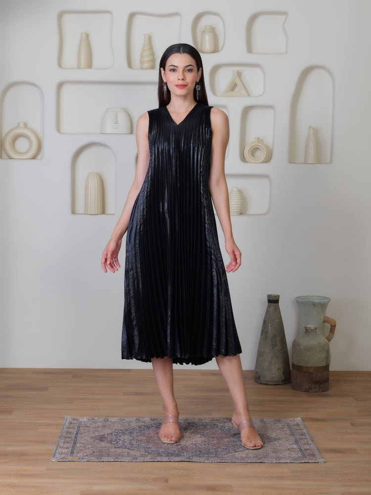 Metallic Dresses: Mini, Midi & Co-Ord Sets for Ladies